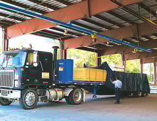 5 Flatbed Fall Protection Strategies: Which Is Right For You?